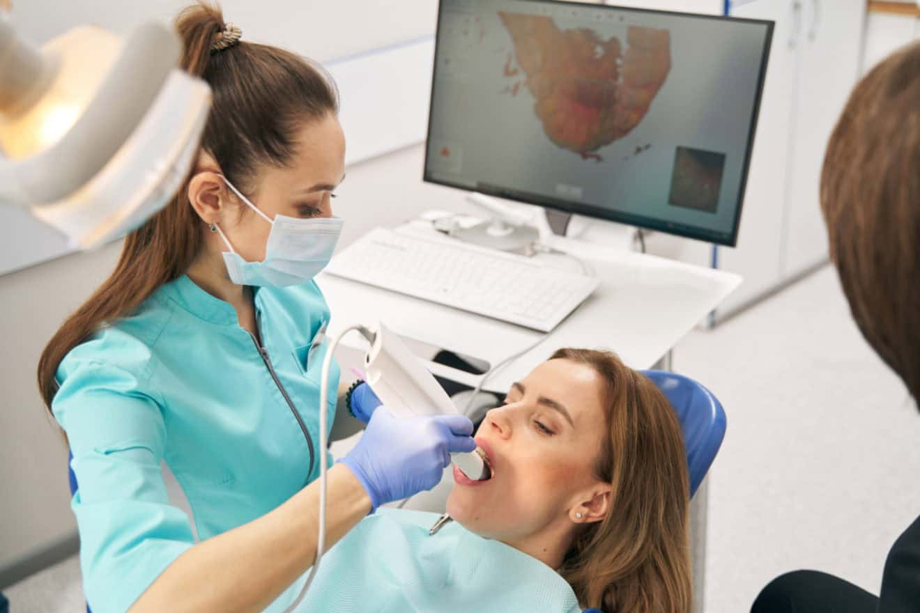 Cámara Intraoral: Te ensañamos a elegir la mejor | Techdent